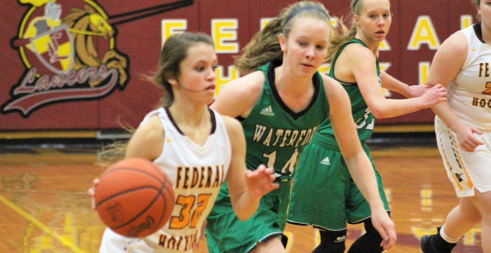 Lady Lancers Drop First Game Versus Shenandoah - WOUB Public Media